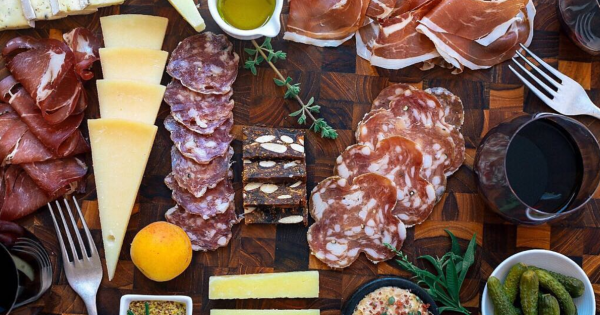 Brix Wine & Charcuterie - Know Detroit